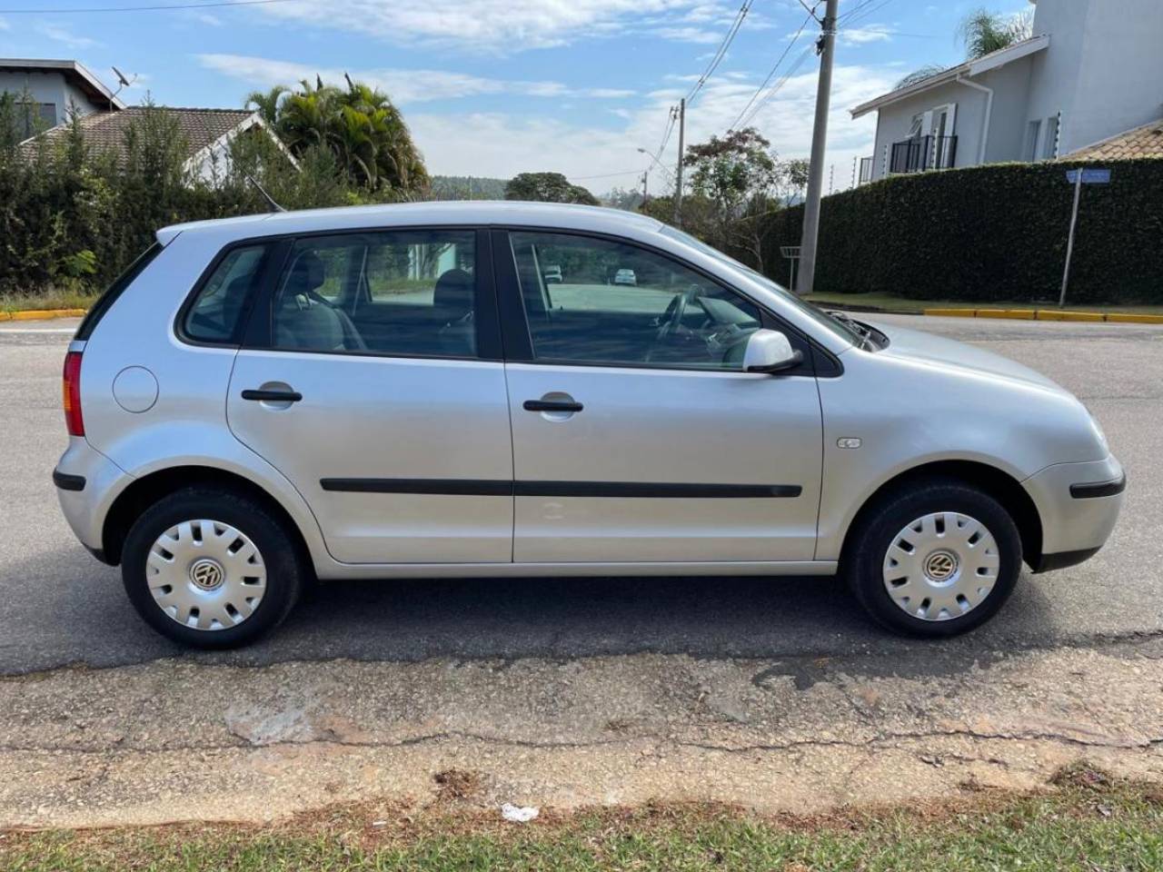 VW Polo 2003 um dos mais novos que se tem notcia no Brasil; veja preo ...